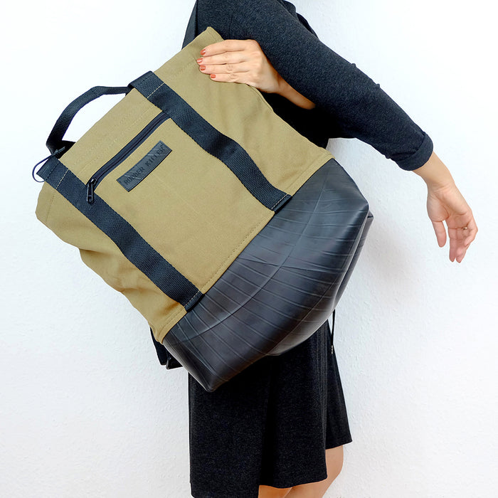 Smart convertible backpack